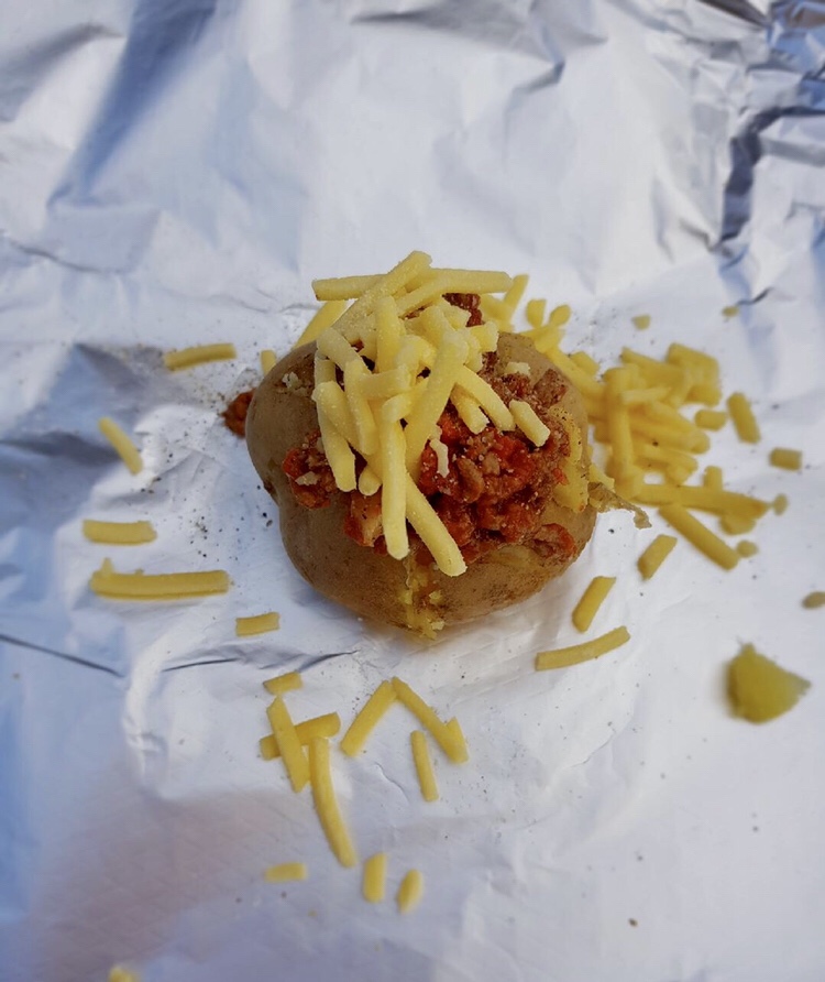 jacket potatoes | that cork daddy cooked on the campfire – lo's kitchen